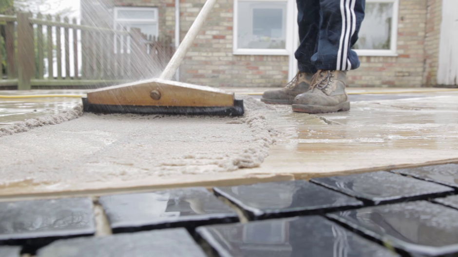 Azpects Easy Joint, Stone Grey, 12.5kg tub | Stone Zone & Landscaping ...