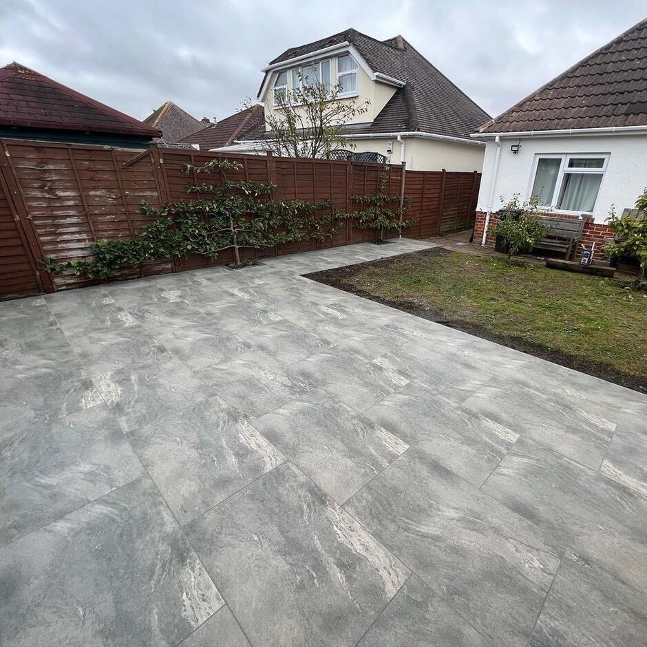 Sienna™ Jupiter Grey Porcelain Paving | Stone Zone & Landscaping Supplies